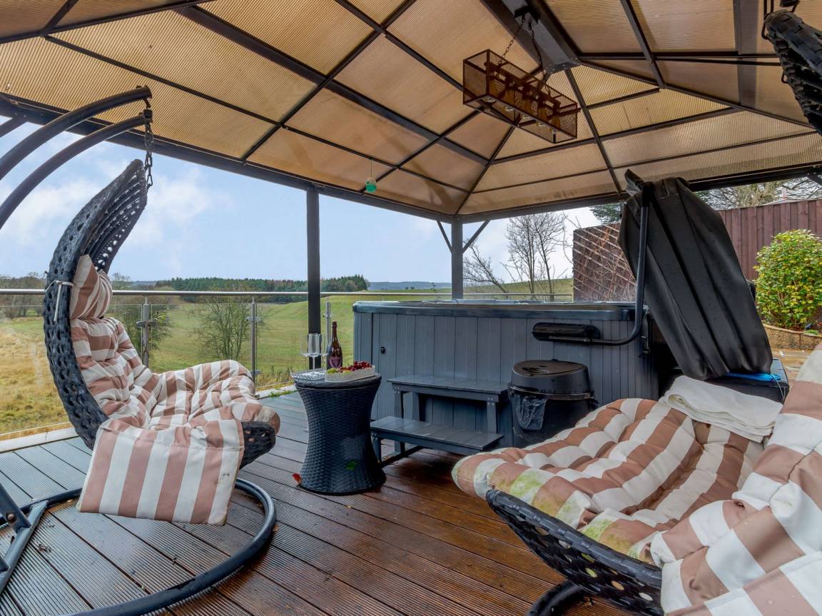 Cottage ∙ 4 Bedrooms ∙ 8 Guests - Gleneagles