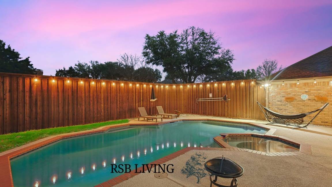 House ∙ 5 Bedrooms ∙ 15 Guests - Lancaster, TX