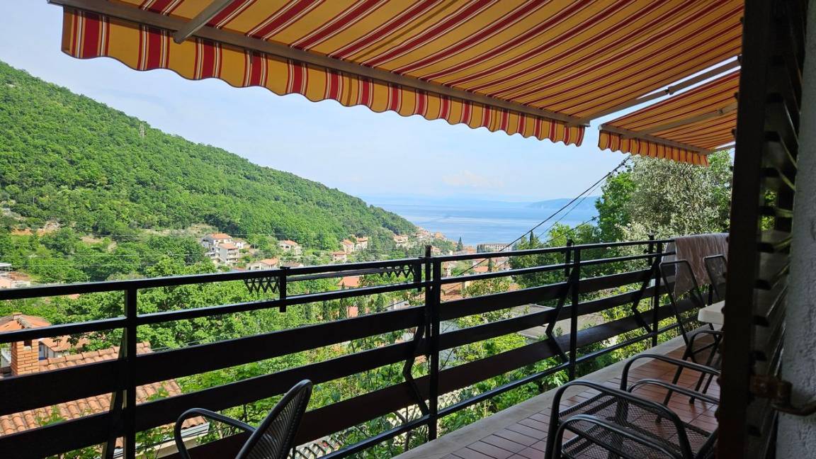 88 M² Ferienwohnung ∙ 3 Schlafzimmer ∙ 8 Gäste - Mošćenička Draga