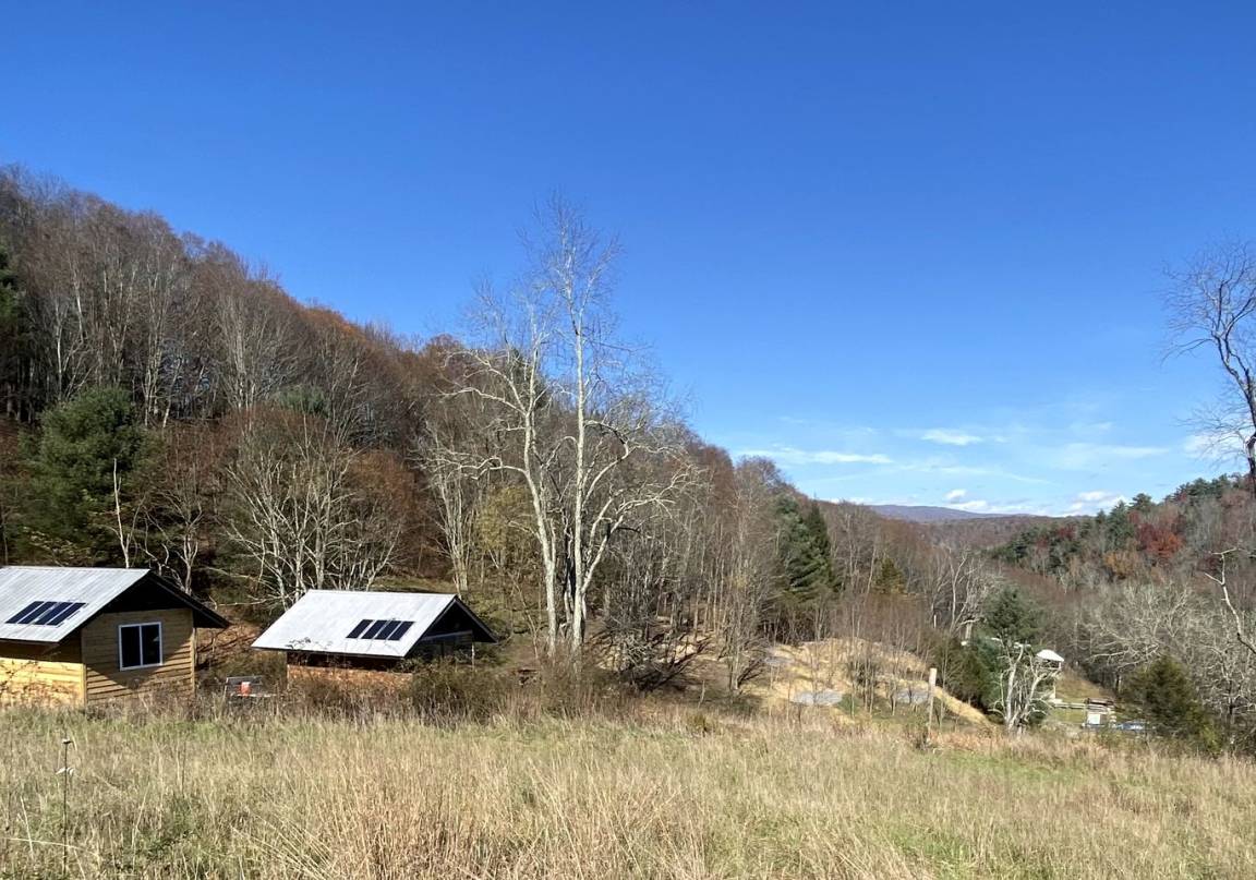 House ∙ 1 Bedroom ∙ 4 Guests - West Virginia