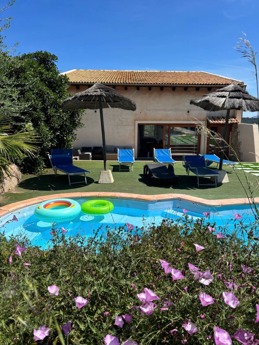 240 M² Villa ∙ 3 Schlafzimmer ∙ 9 Gäste - Castelsardo