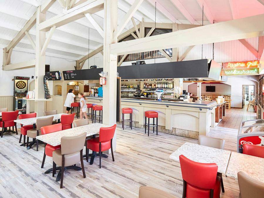 Caravan ∙ 2 Bedrooms ∙ 8 Guests - Vendée