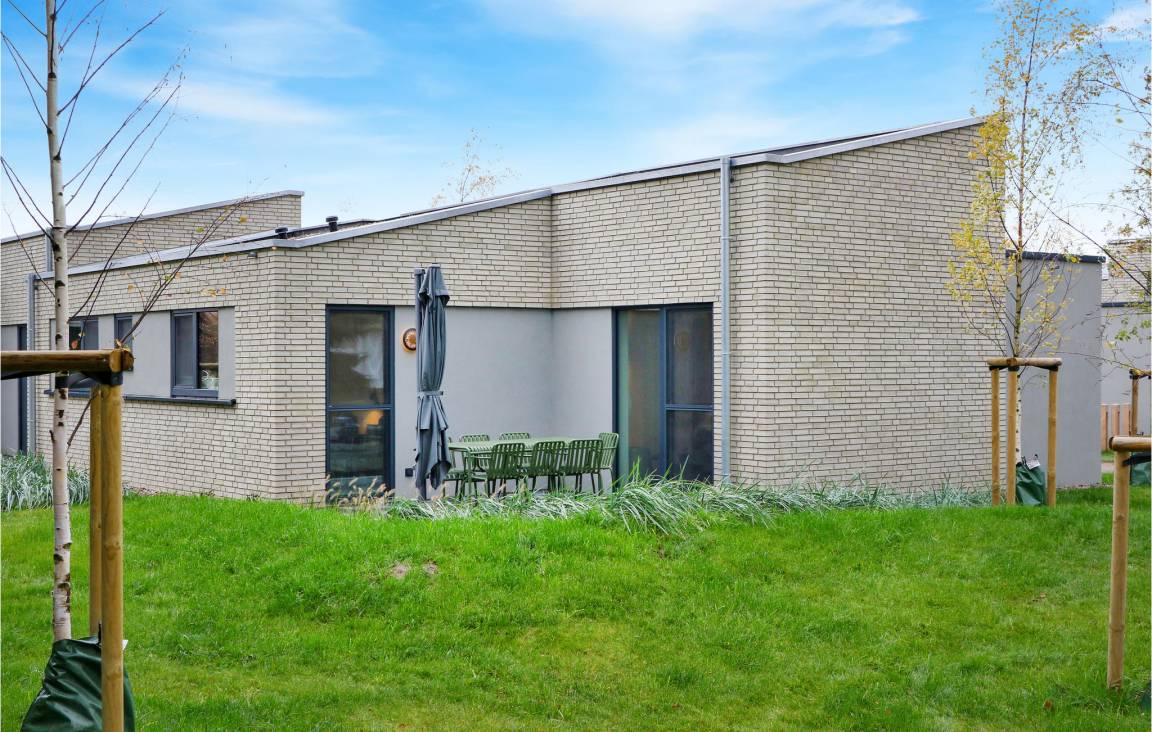 84 M² Ferienhaus ∙ 2 Schlafzimmer ∙ 4 Gäste - Lembruch