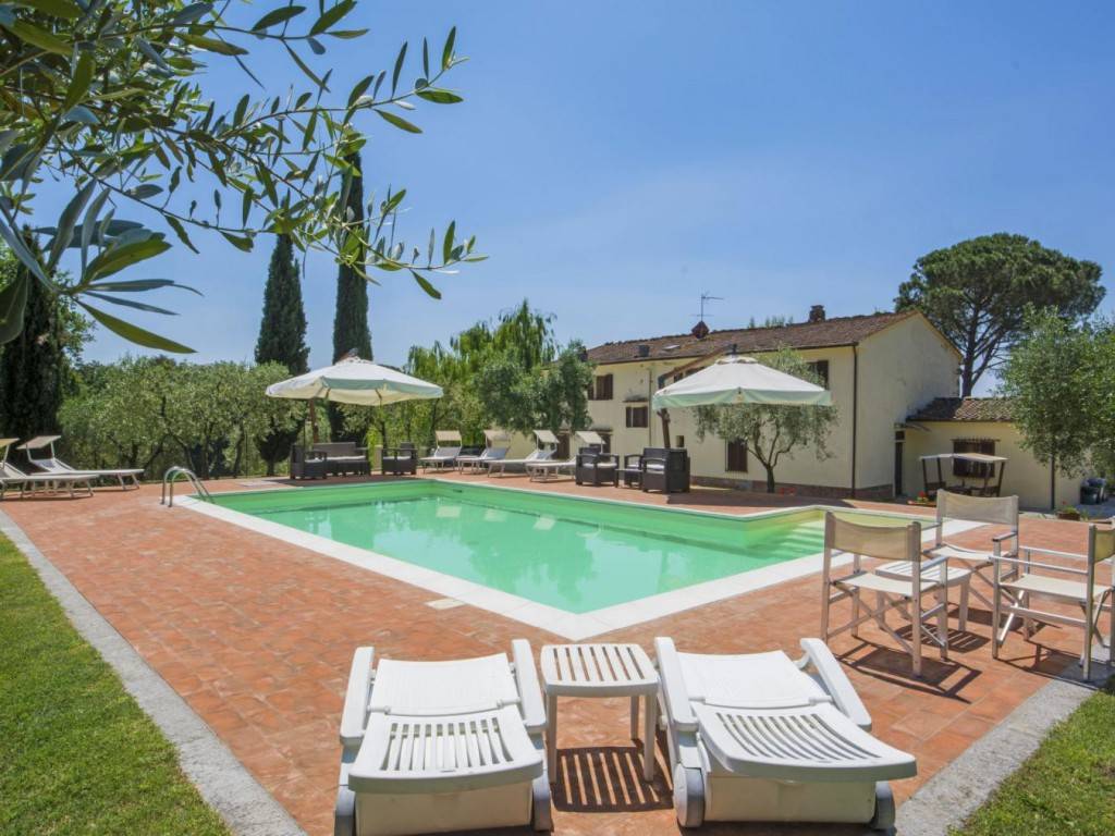 450 M² House ∙ 5 Bedrooms ∙ 14 Guests - Vinci
