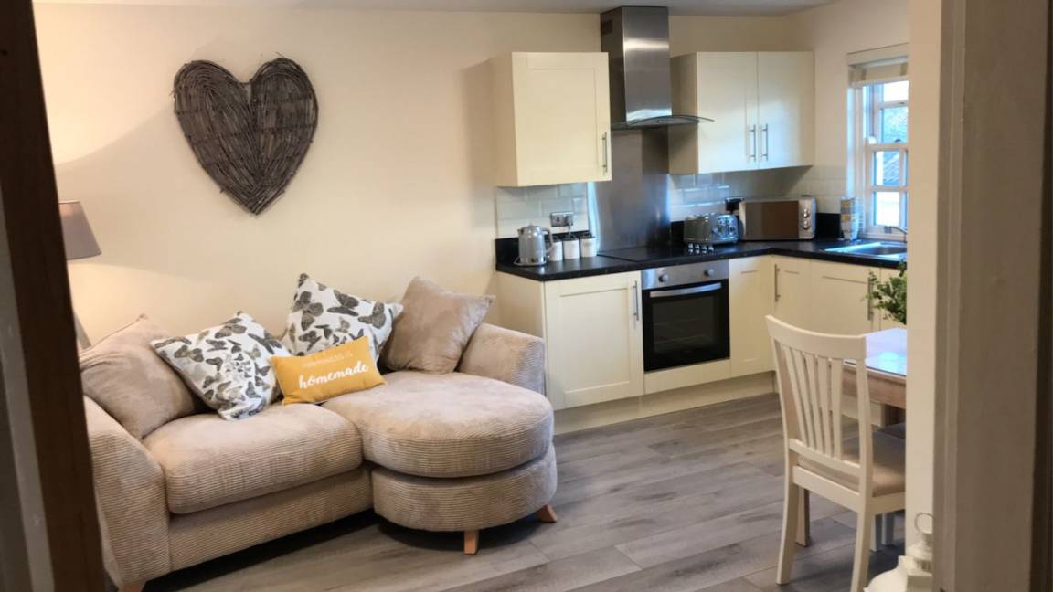55 M² Apartamento ∙ 2 Habitaciones ∙ 3 Huéspedes - Retford