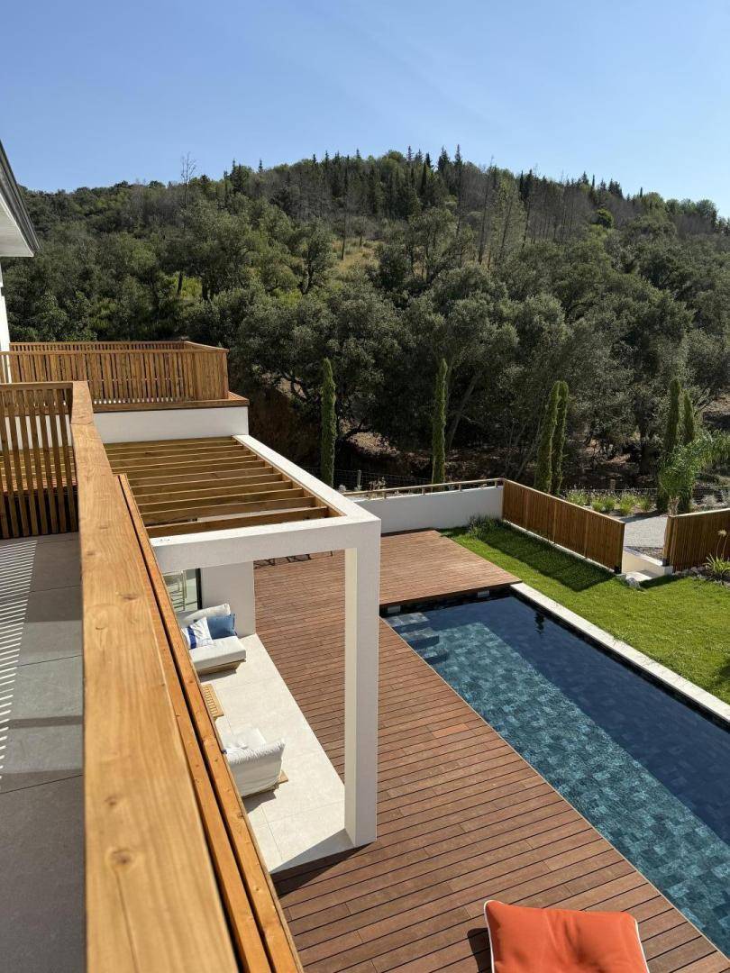 200 M² Gîte ∙ 4 Bedrooms ∙ 10 Guests - Céret