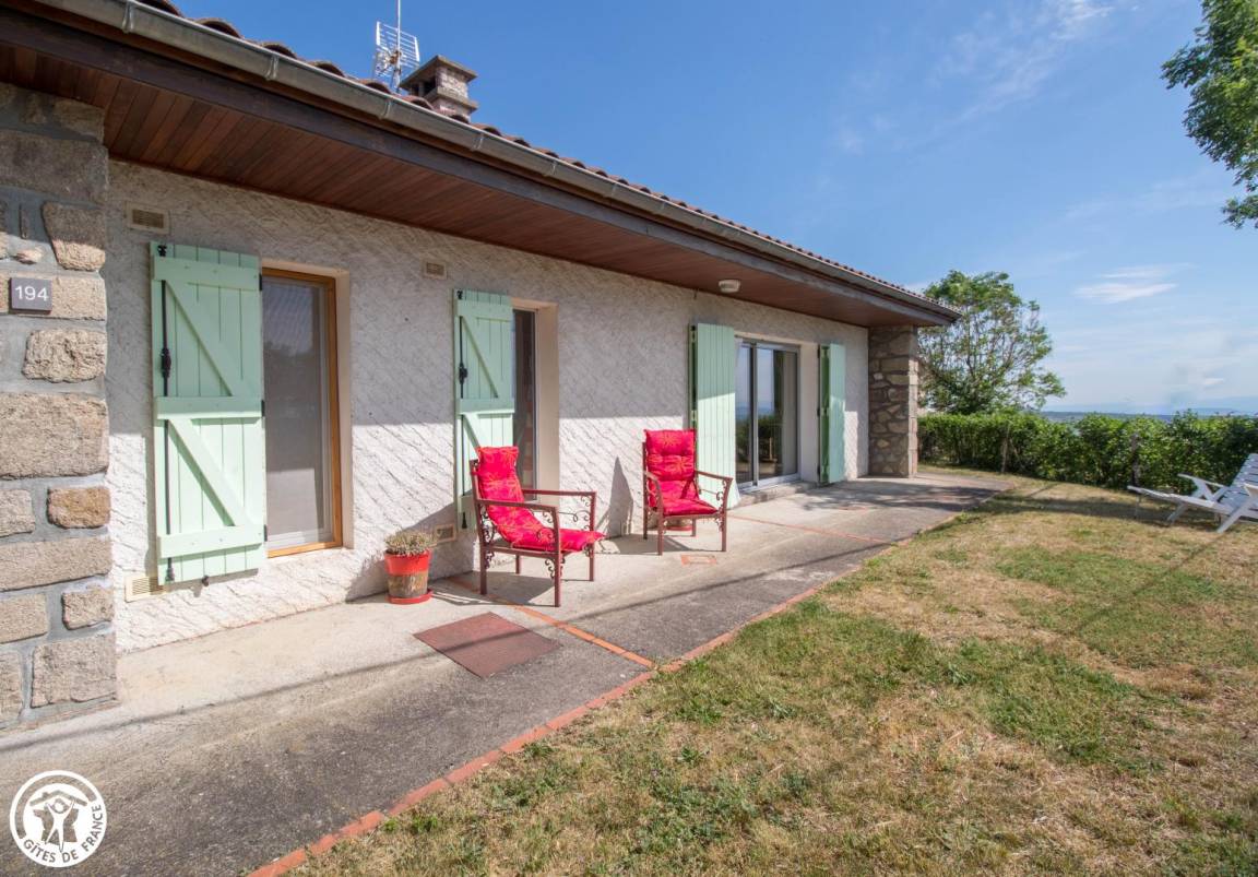 51 M² Gîte ∙ 1 Chambre ∙ 4 Personnes - Saint-Nectaire