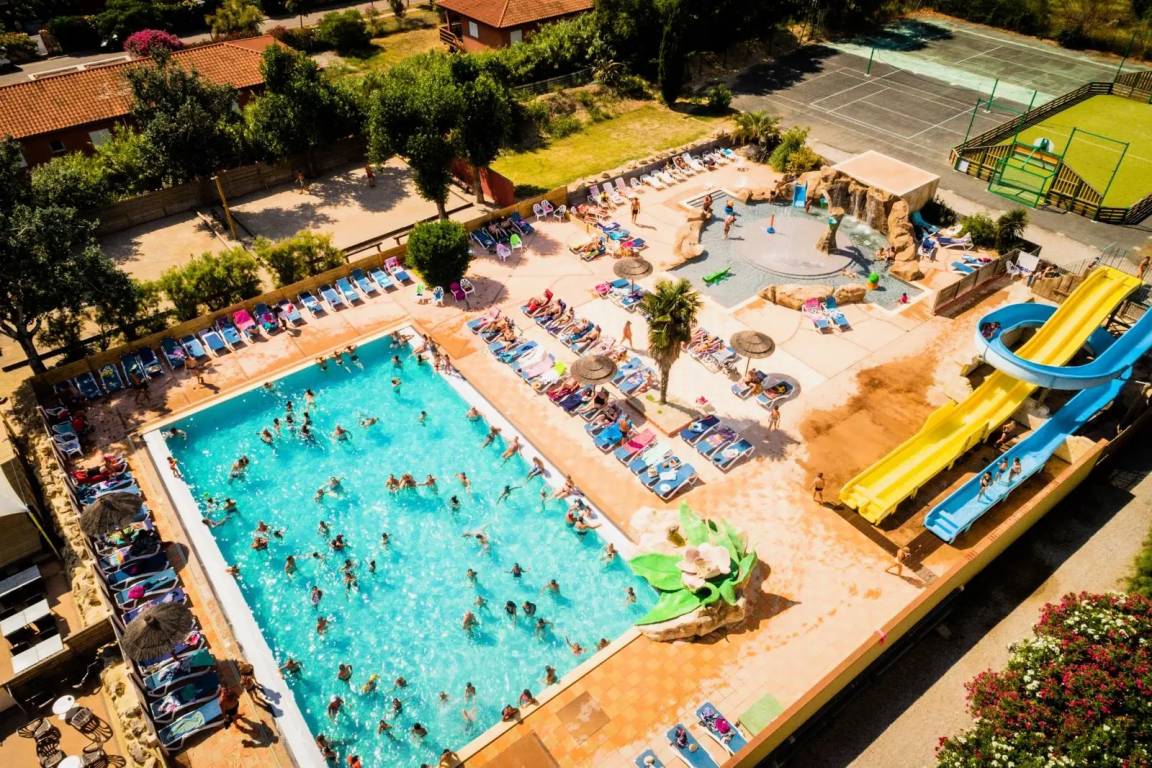 38 M² Caravan ∙ 3 Bedrooms ∙ 6 Guests - Le Barcarès