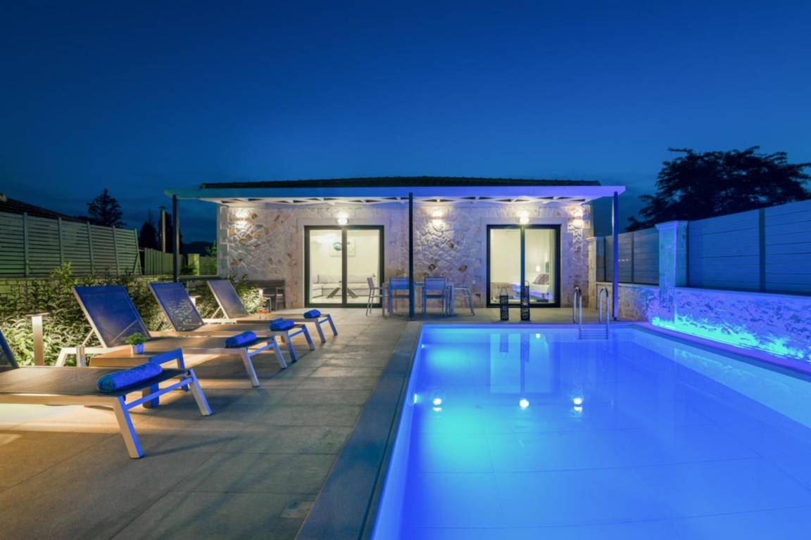 95 M² Maison De Vacances ∙ 3 Chambres ∙ 7 Personnes - Zante