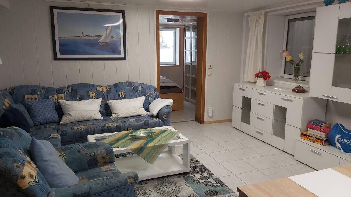 60 M² Ferienwohnung ∙ 1 Schlafzimmer ∙ 4 Gäste - Schkeuditz