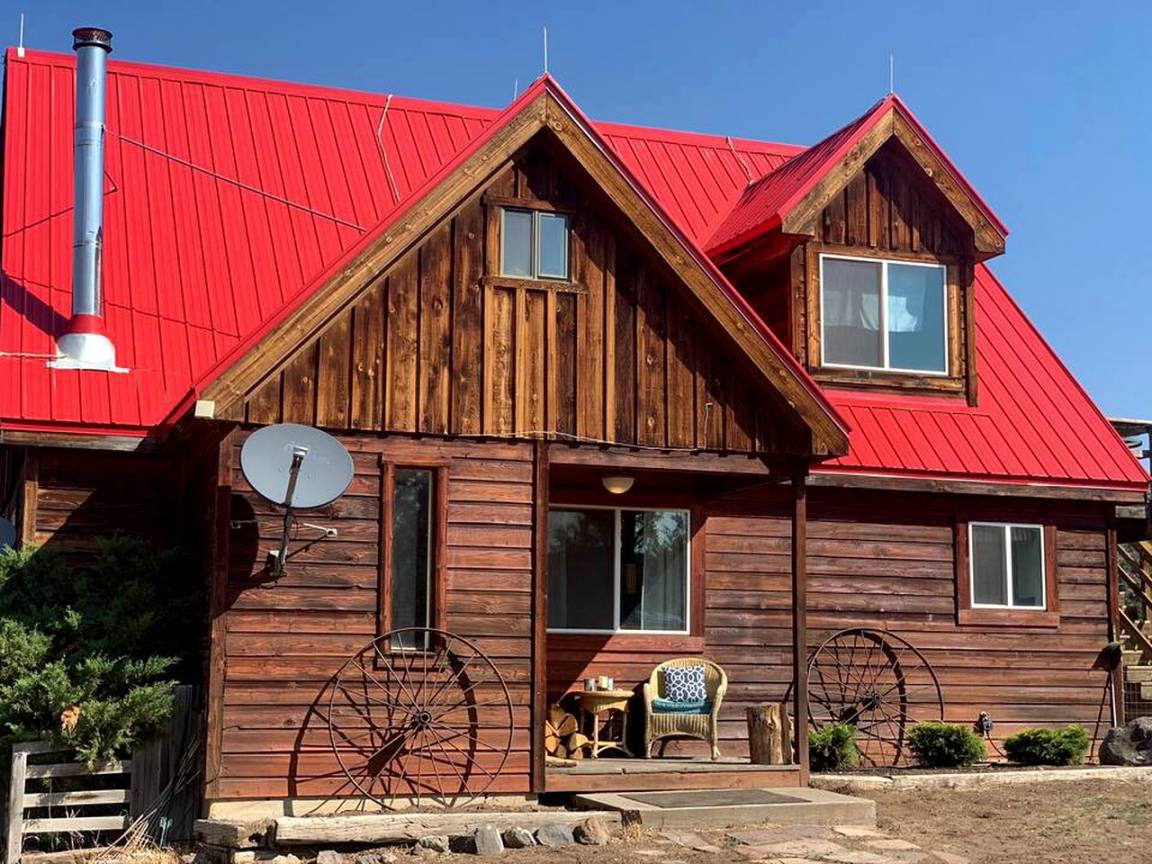 House ∙ 2 Bedrooms ∙ 4 Guests - Carbondale, CO