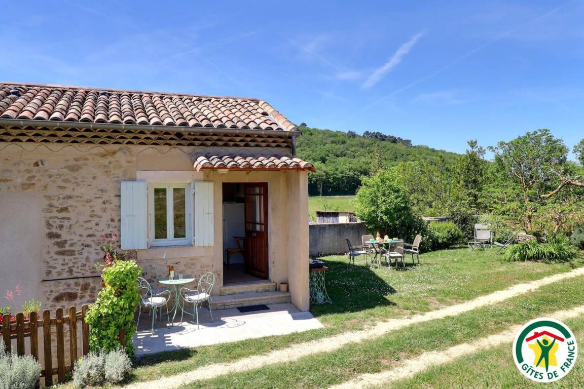 62 M² Gîte ∙ 2 Chambres ∙ 4 Personnes - Crest