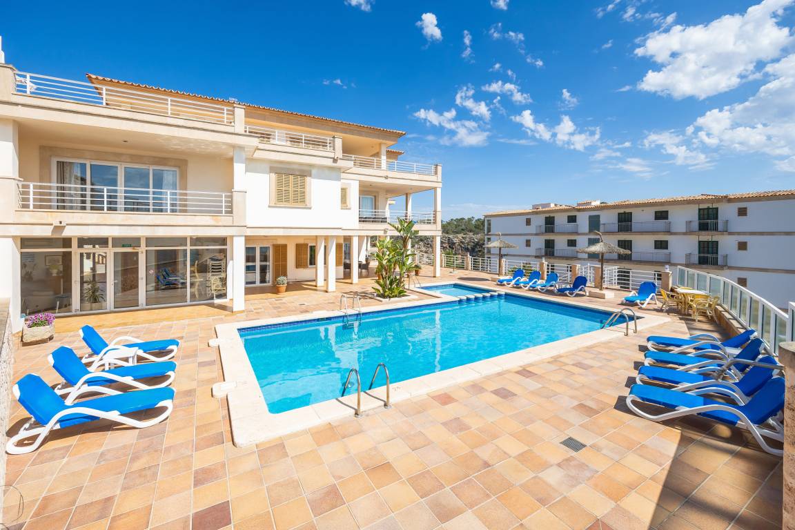 80 M² Apartment ∙ 2 Bedrooms ∙ 5 Guests - Santanyí