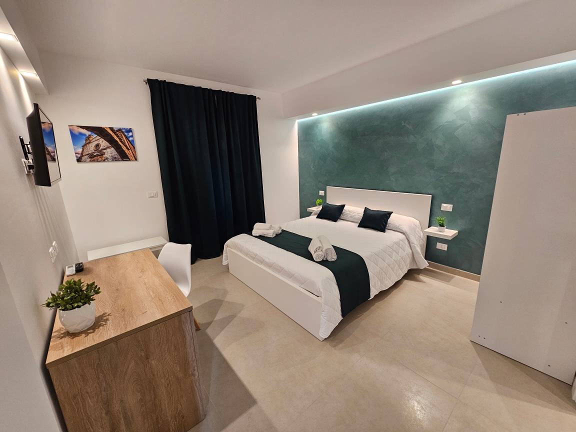 24 M² Bed And Breakfast ∙ 1 Bedroom ∙ 2 Guests - San Lorenzo, Italy