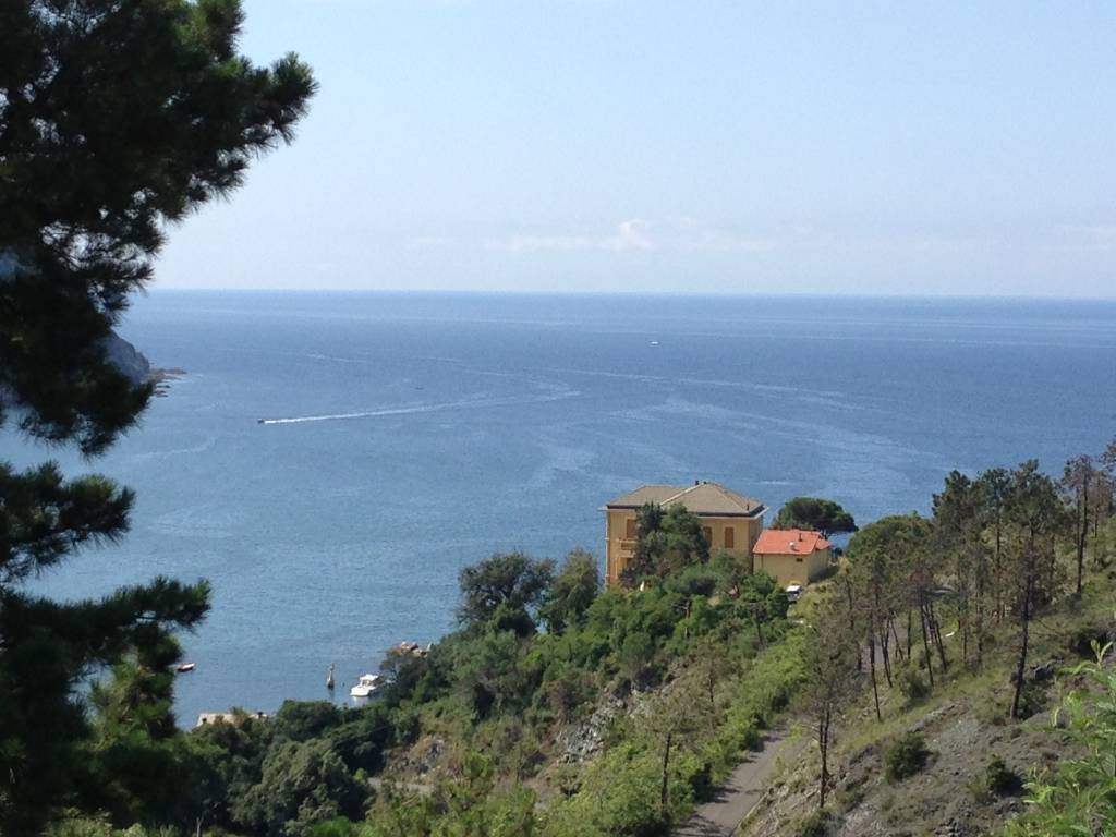 120 M² Apartment ∙ 4 Bedrooms ∙ 9 Guests - Levanto