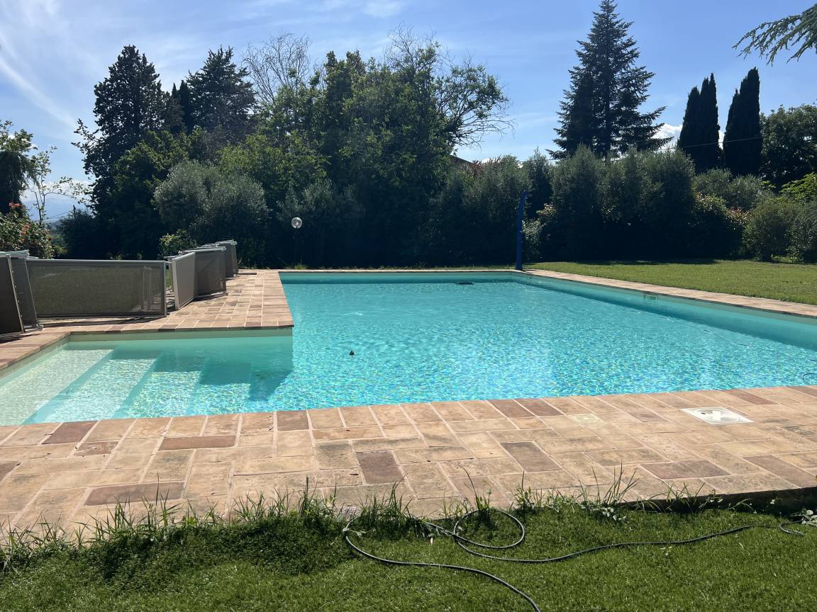 60 M² Chalet ∙ 2 Slaapkamers ∙ 4 Gasten - Marche