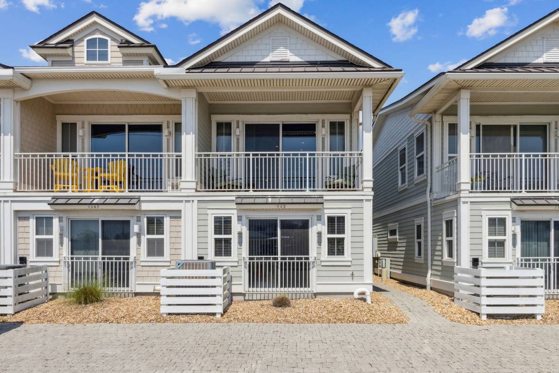168 M² House ∙ 3 Bedrooms ∙ 6 Guests - Fernandina Beach, FL