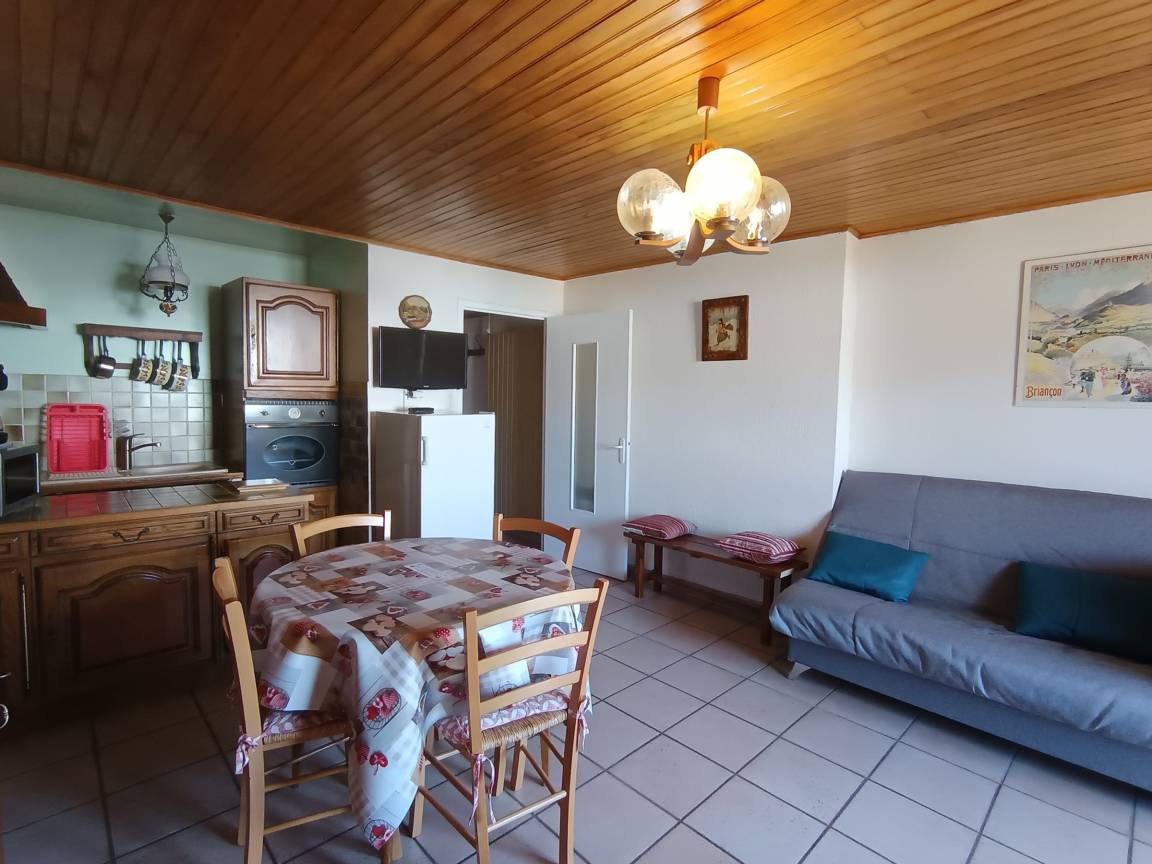 30 M² Studio Flat ∙ 1 Bedroom ∙ 4 Guests - Sauze d'Oulx