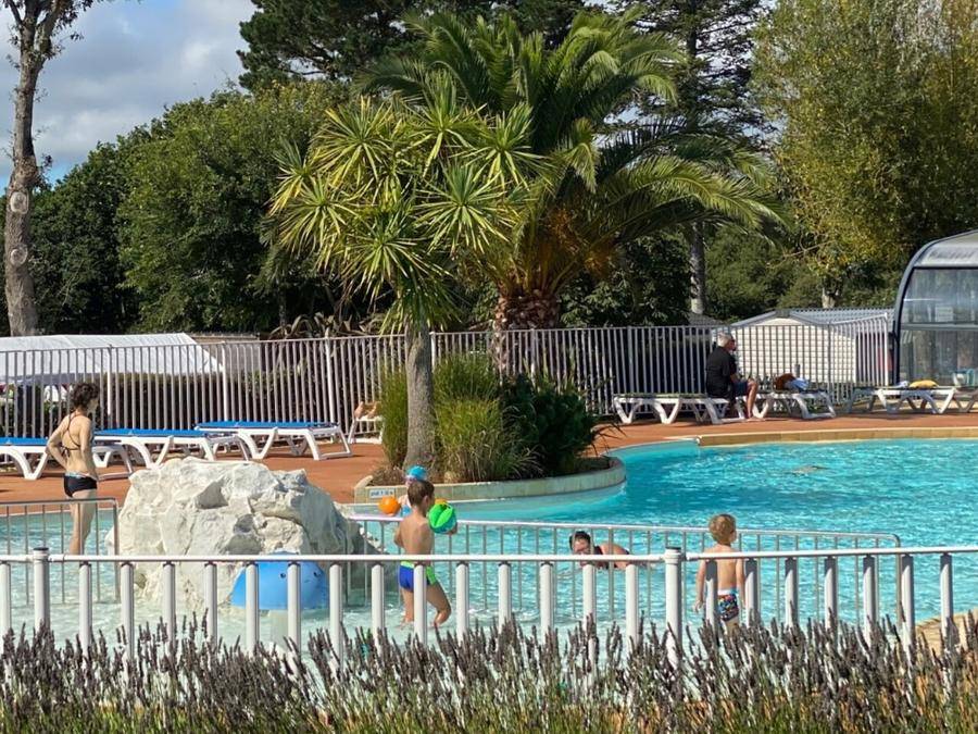 24 M² Caravan ∙ 2 Bedrooms ∙ 4 Guests - Île-Tudy