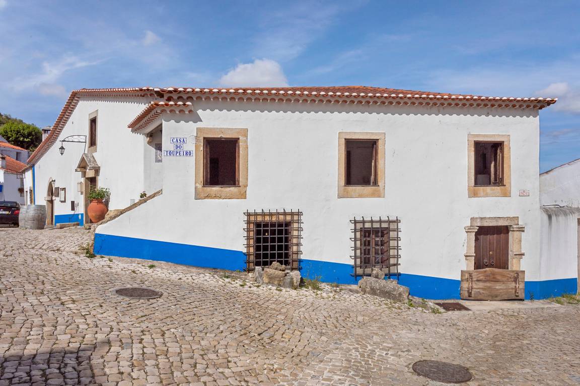 200 M² Casa ∙ 5 Habitaciones ∙ 10 Huéspedes - Óbidos