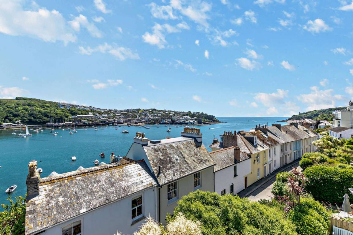 Cottage ∙ 4 Bedrooms ∙ 8 Guests - Fowey