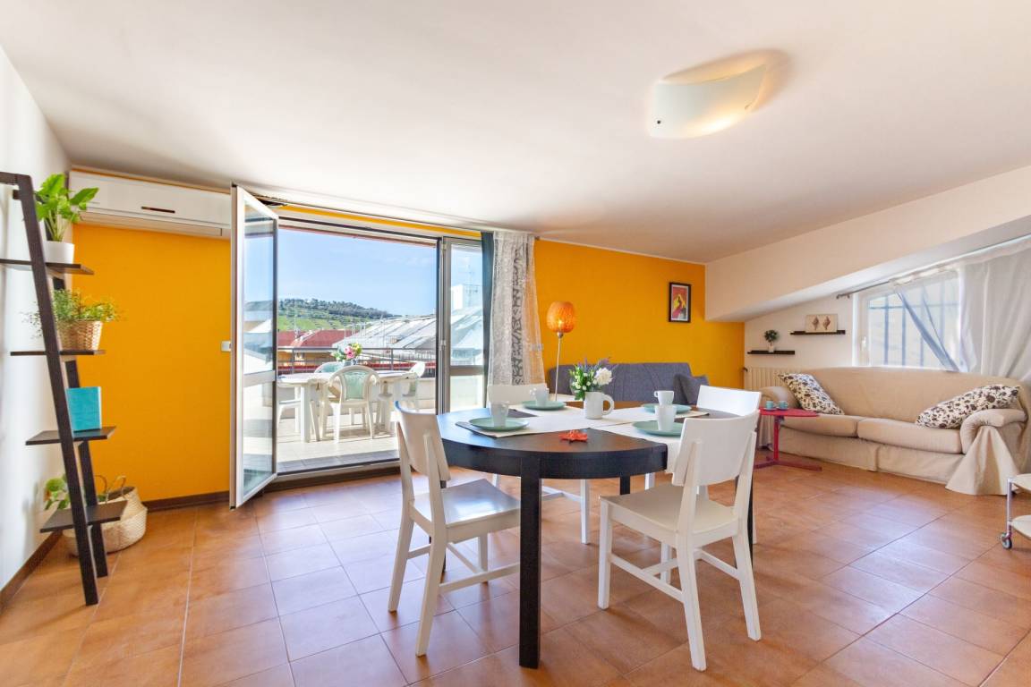 100 M² House ∙ 2 Bedrooms ∙ 6 Guests - Alba Adriatica