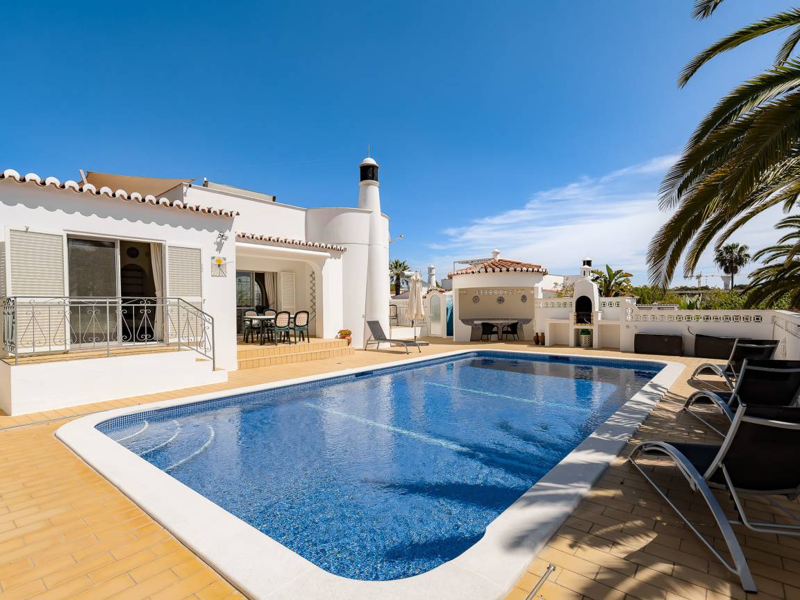 200 M² Villa ∙ 3 Habitaciones ∙ 6 Huéspedes - Ferragudo