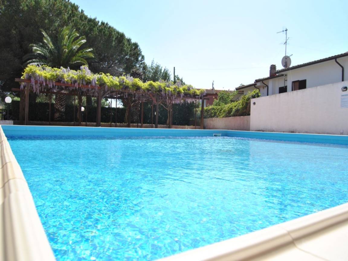 30 M² Appartamento Vacanza ∙ 1 Camera Da Letto ∙ 4 Ospiti - Marina di Campo