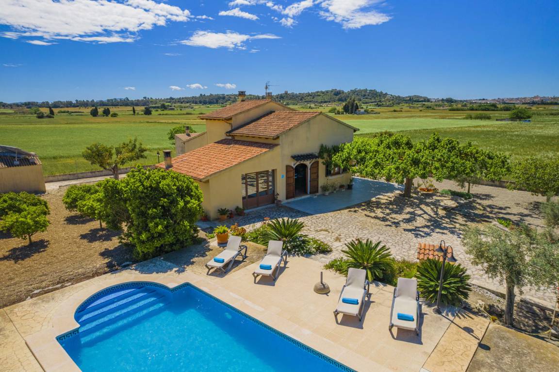 100 M² Villa ∙ 3 Bedrooms ∙ 6 Guests - Mallorca