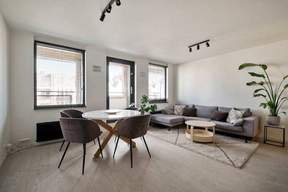 90 M² Apartamento ∙ 2 Habitaciones ∙ 2 Huéspedes - Ámsterdam