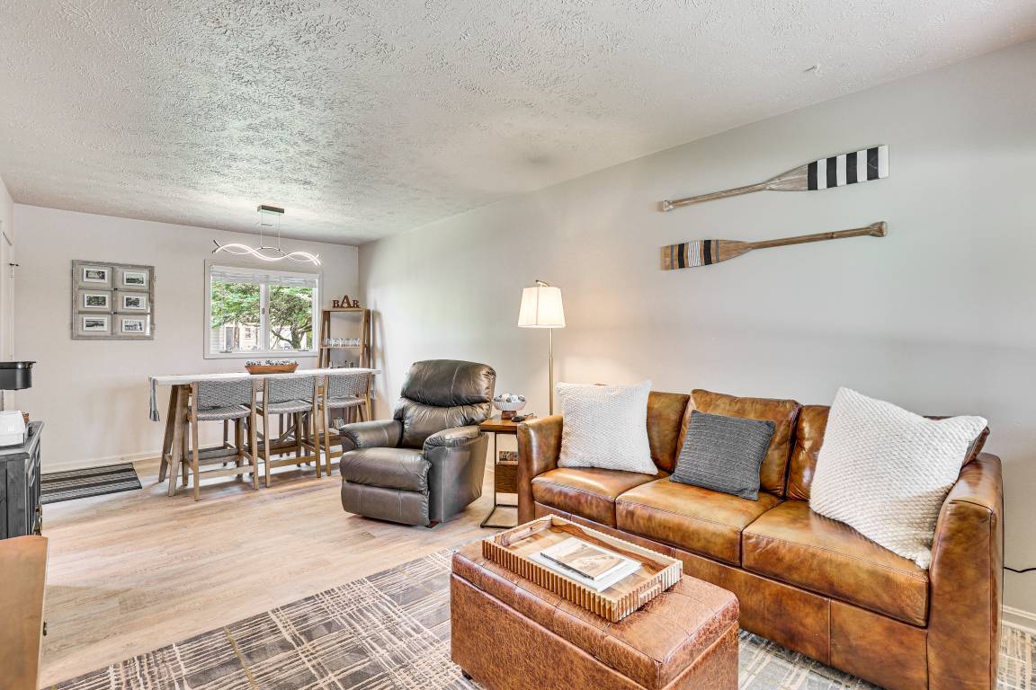 55 M² Apartment ∙ 1 Bedroom ∙ 4 Guests - Canton, OH