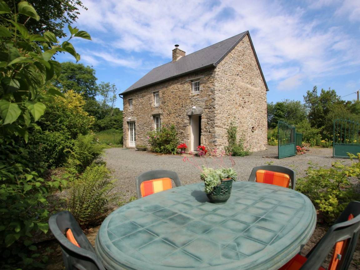 62 M² Cottage ∙ 2 Chambres ∙ 4 Personnes - ibis budget Coutances