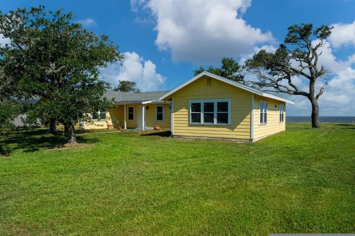 151 M² House ∙ 3 Bedrooms ∙ 10 Guests - Rockport, TX