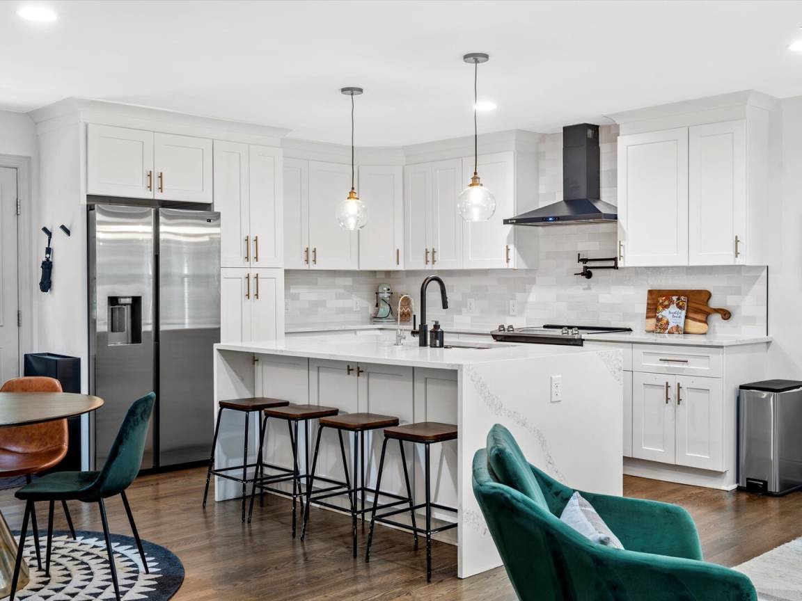 174 M² House ∙ 4 Bedrooms ∙ 8 Guests - Charlotte, NC