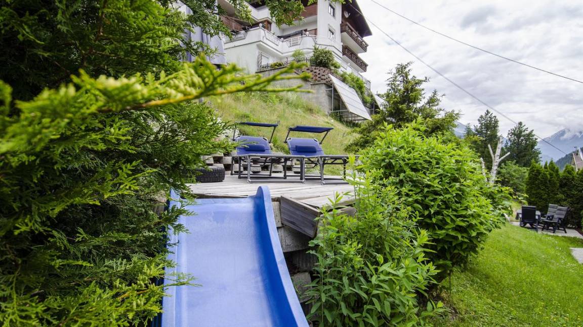 235 M² House ∙ 6 Bedrooms ∙ 16 Guests - Ischgl
