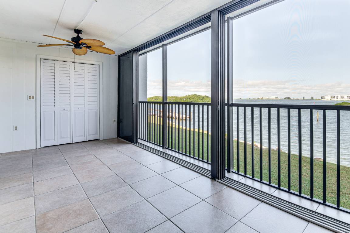 130 M² Apartment ∙ 2 Bedrooms ∙ 4 Guests - Cocoa Beach, FL