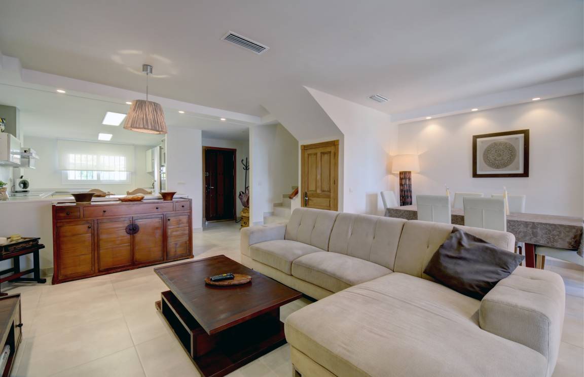 180 M² House ∙ 4 Bedrooms ∙ 8 Guests - Manilva