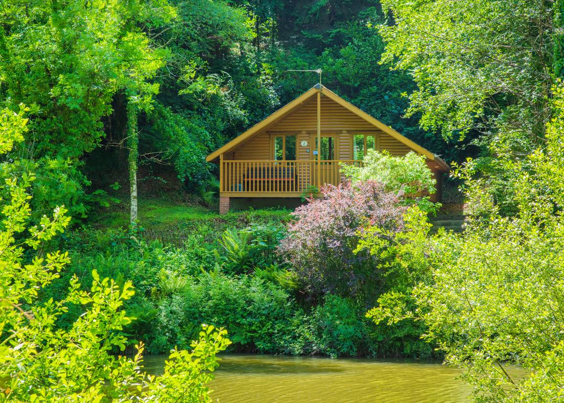 Chalet ∙ 2 Bedrooms ∙ 4 Guests - North Devon District