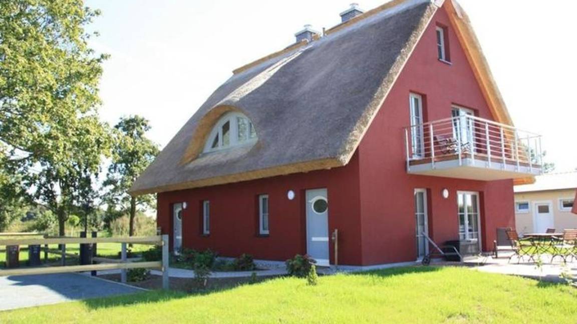 75 M² Ferienhaus ∙ 2 Schlafzimmer ∙ 4 Gäste - Stralsund