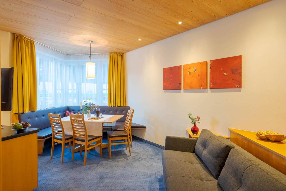65 M² Apartment ∙ 2 Bedrooms ∙ 5 Guests - Ischgl