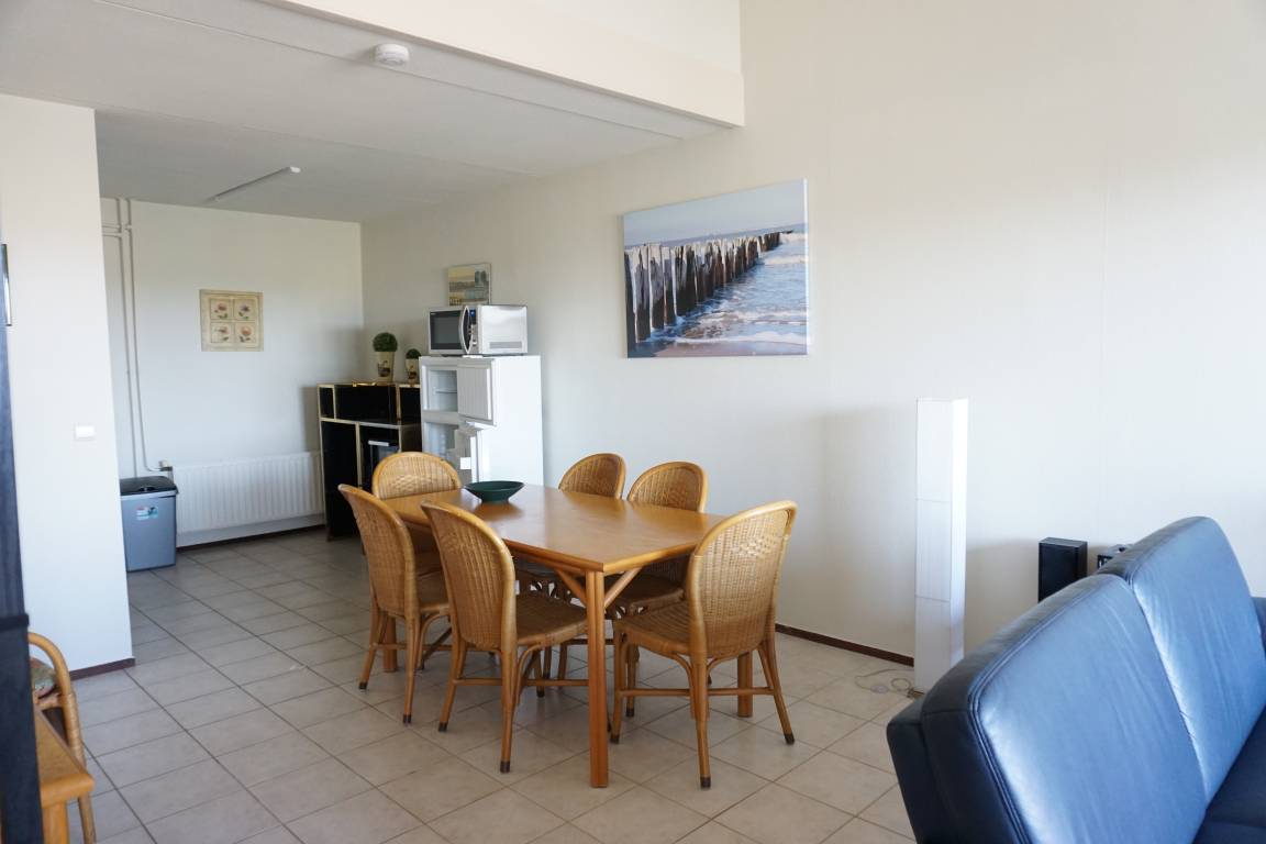 75 M² Ferienhaus ∙ 2 Schlafzimmer ∙ 4 Gäste - Cadzand