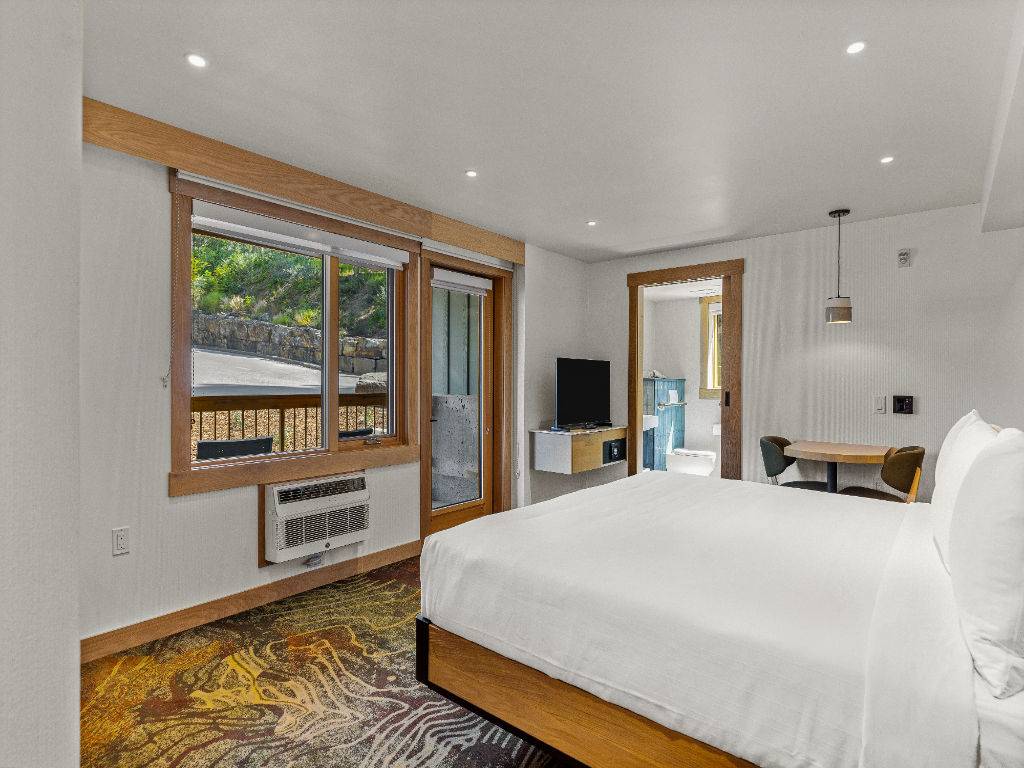 88 M² Hotel ∙ 1 Bedroom ∙ 2 Guests - Banff