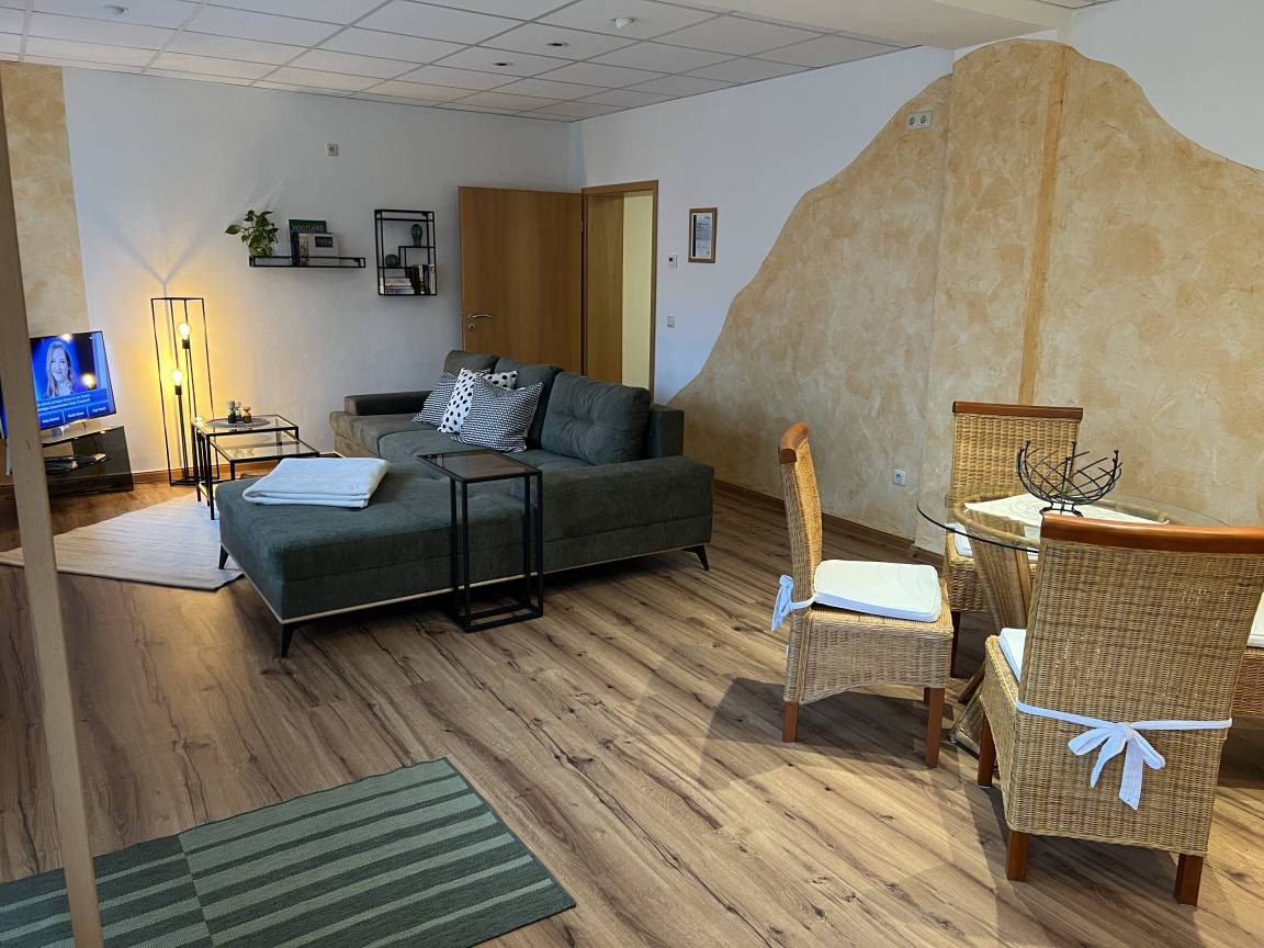 65 M² Apartment ∙ 1 Bedroom ∙ 2 Guests - Adorf