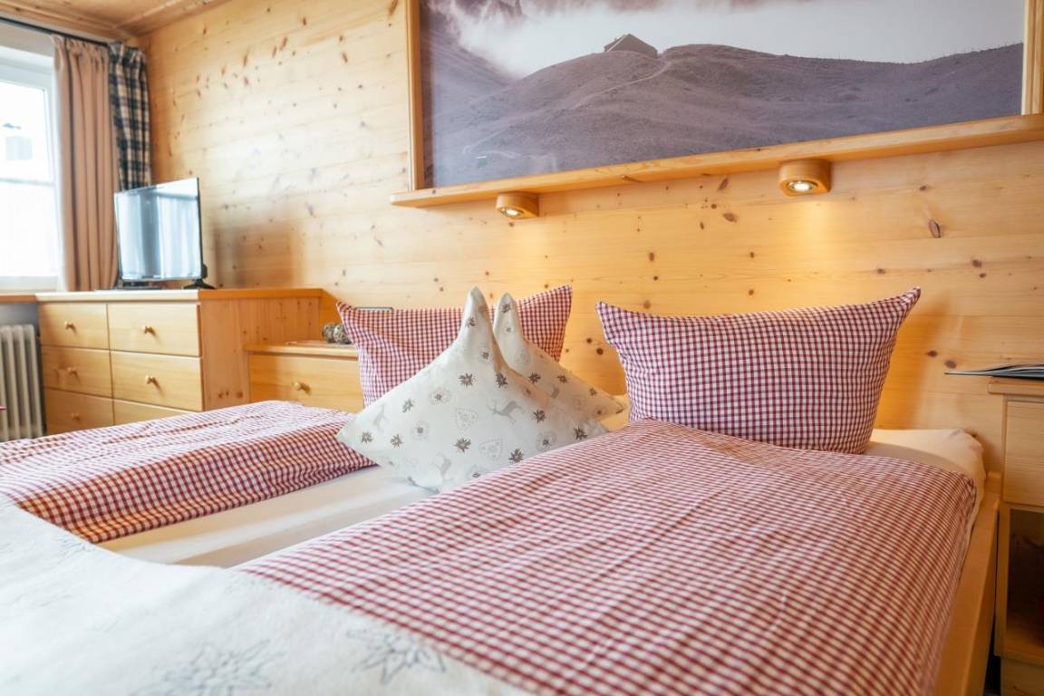 32 M² Ferienwohnung ∙ 1 Schlafzimmer ∙ 2 Gäste - Gunzesried