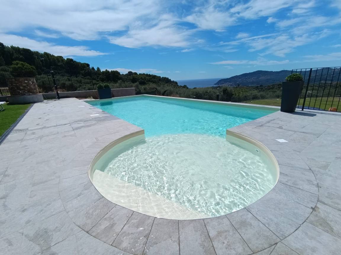 50 M² Ferienhaus ∙ 2 Schlafzimmer ∙ 5 Gäste - Imperia