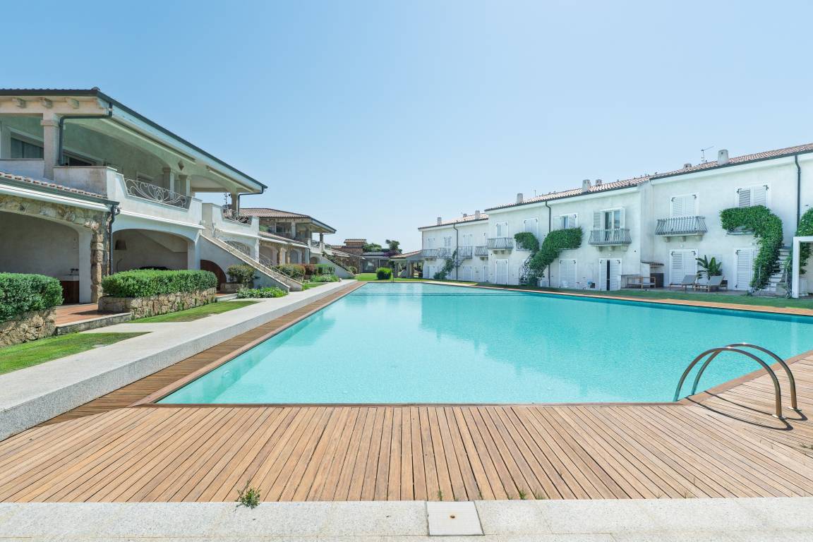 71 M² Huis ∙ 2 Slaapkamers ∙ 6 Gasten - La Maddalena