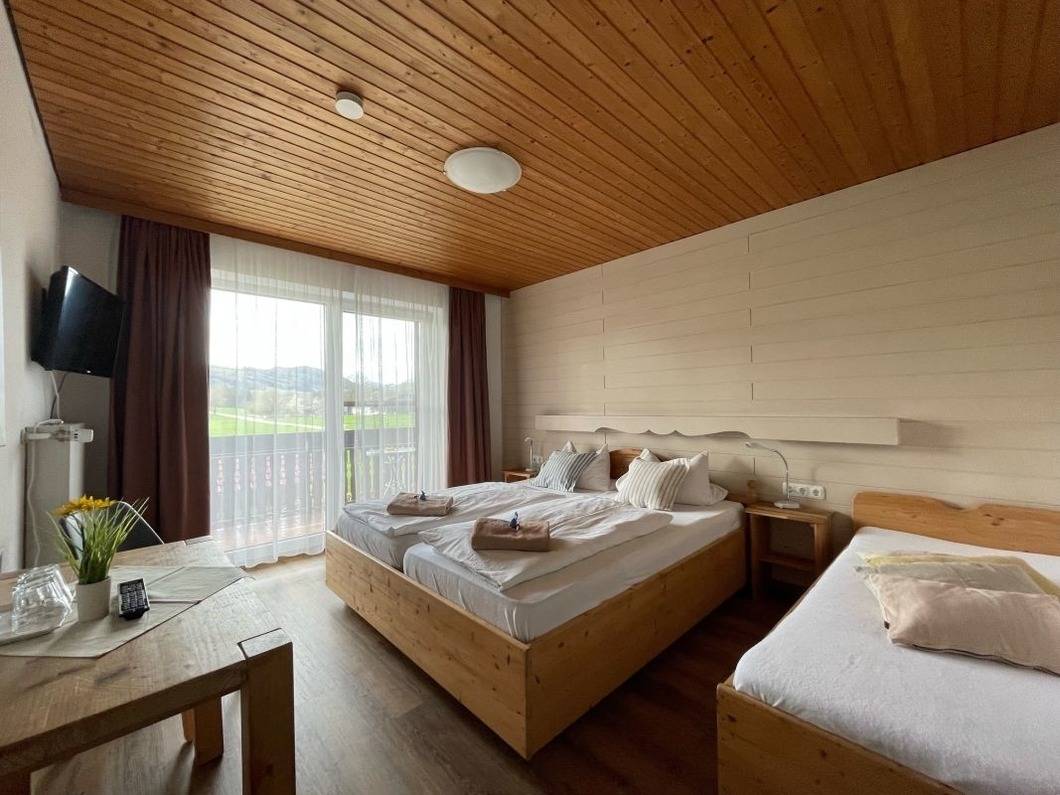 21 M² Ferienwohnung ∙ 1 Schlafzimmer ∙ 3 Gäste - Raubling