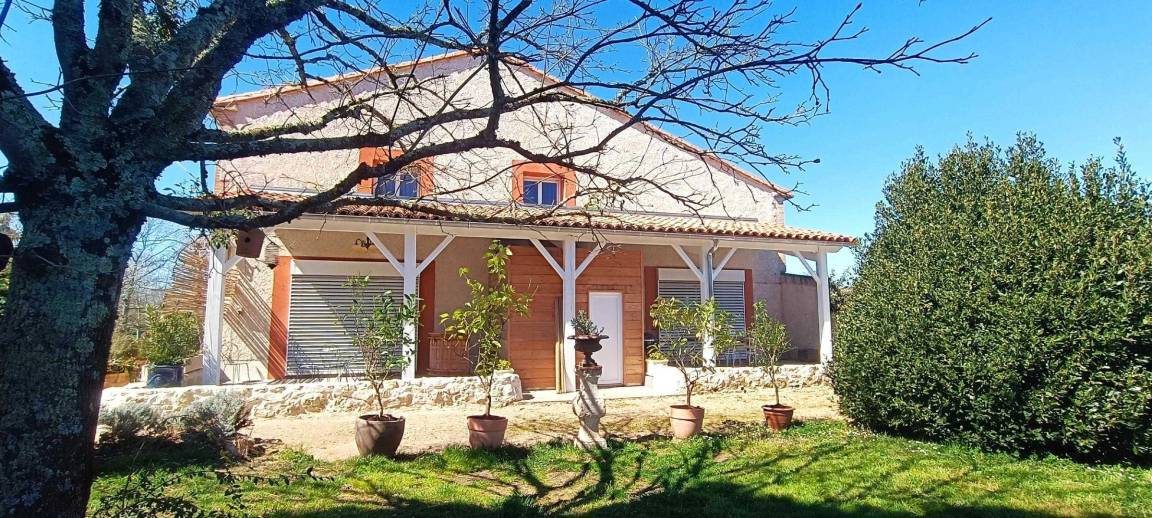 180 M² Gîte ∙ 5 Chambres ∙ 10 Personnes - Tarn