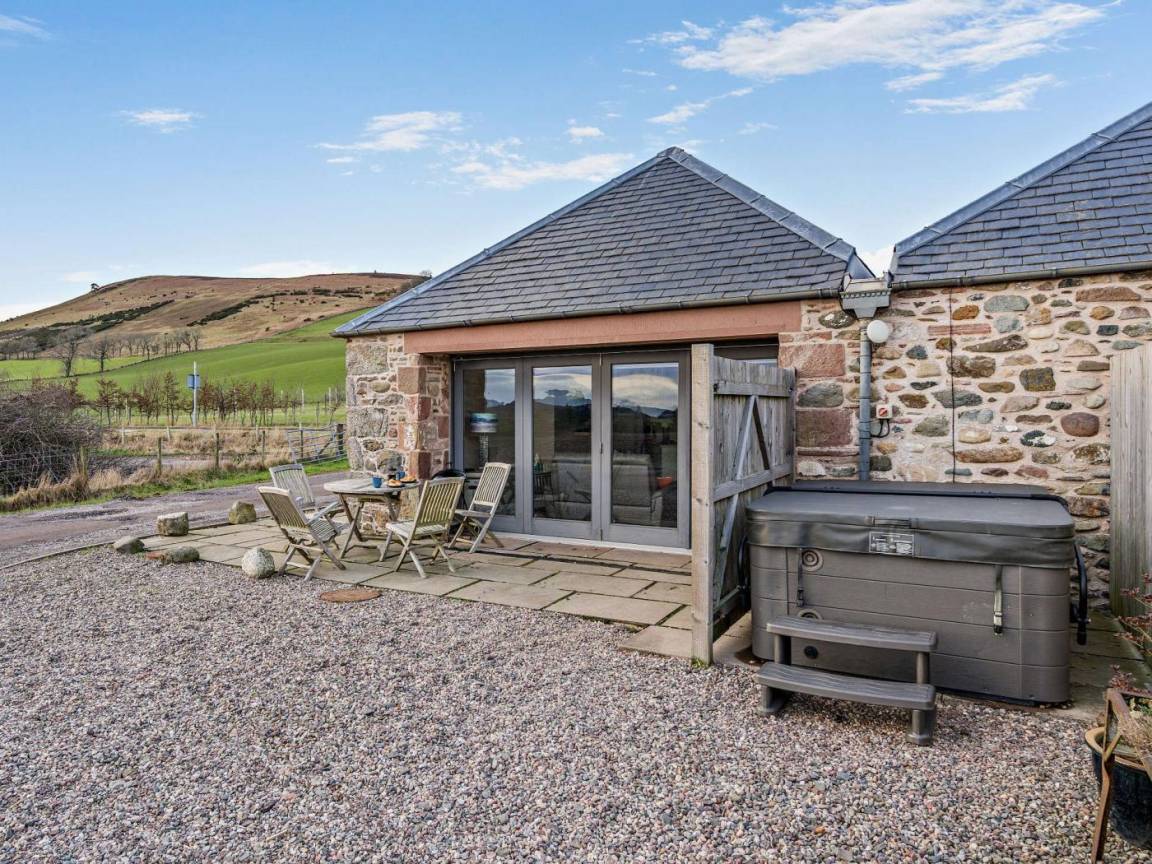 Cottage ∙ 2 Bedrooms ∙ 4 Guests - Aberdeenshire