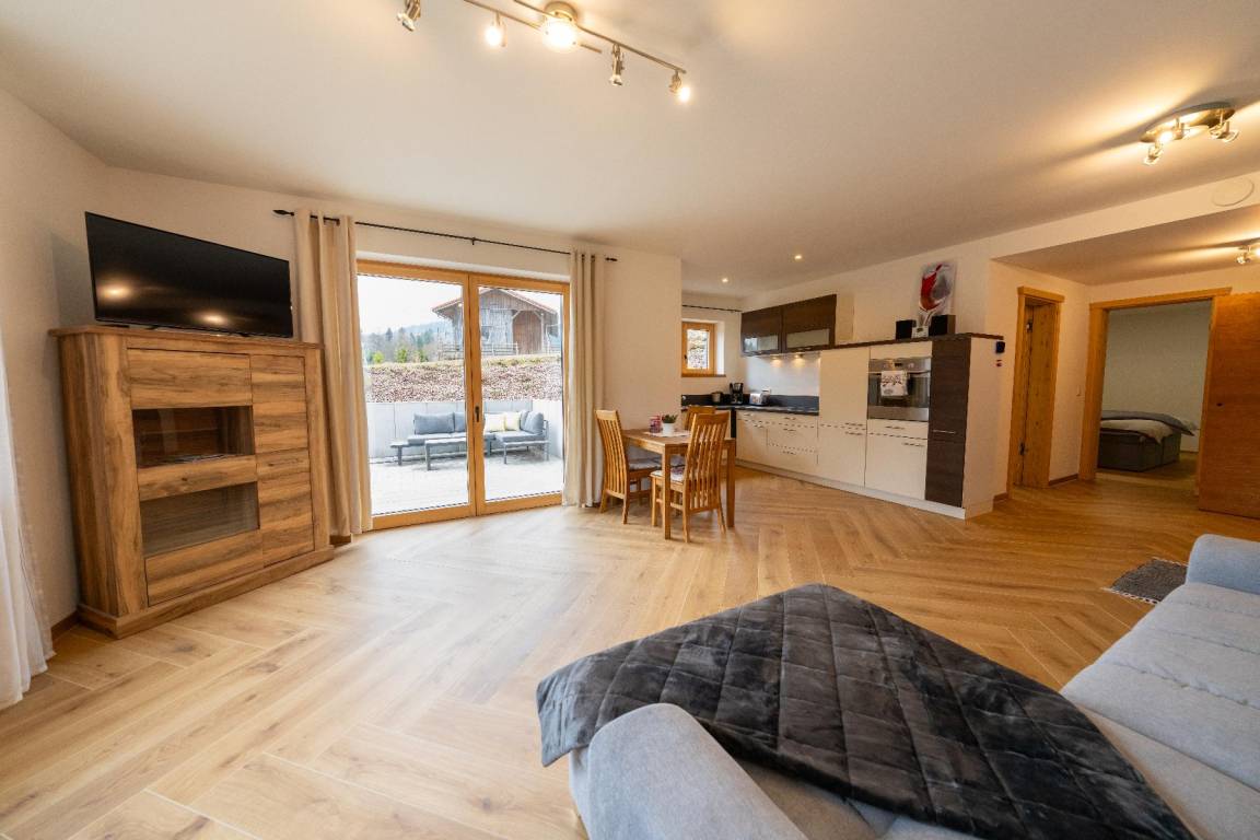 65 M² Ferienwohnung ∙ 1 Schlafzimmer ∙ 4 Gäste - Arnbruck